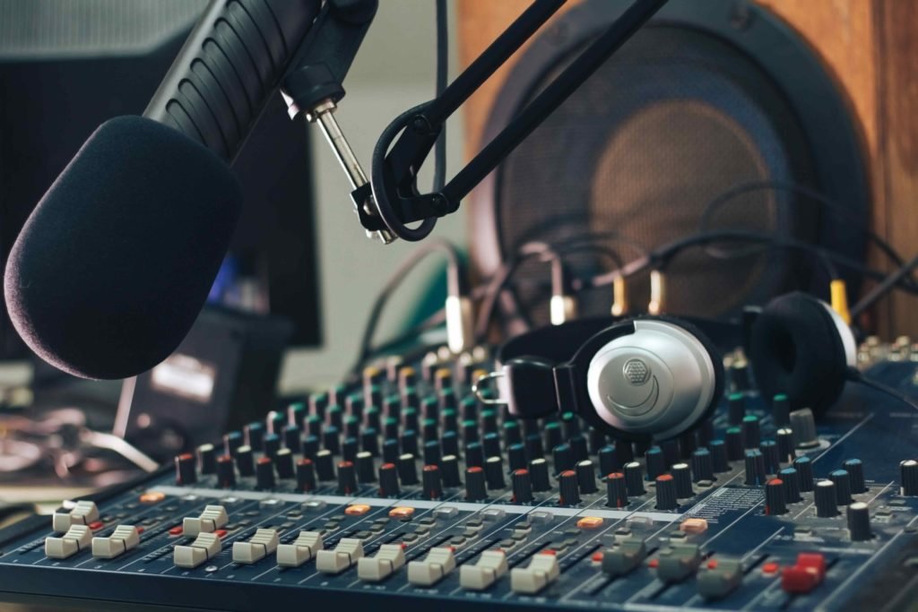 What Is Sampling In Music? Your Audio Fix