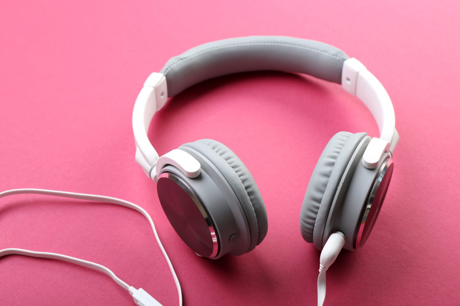 How Do Noise Canceling Headphones Work Your Audio Fix